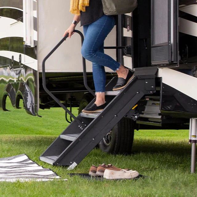 Steps & Ladders – Fraserway RV Parts